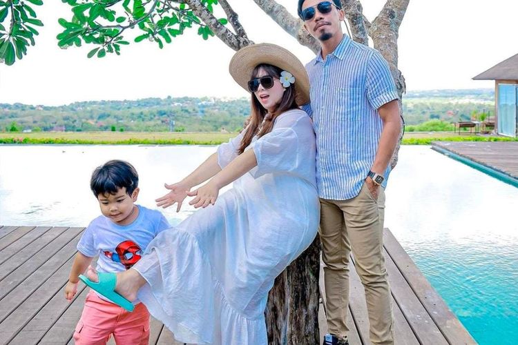 Profil dan Bioata Maharani Kemala Terbaru, Sahabat Ivan Gunawan yang ... Profil dan Bioata Maharani Kemala Terbaru, Sahabat Ivan Gunawan yang ...