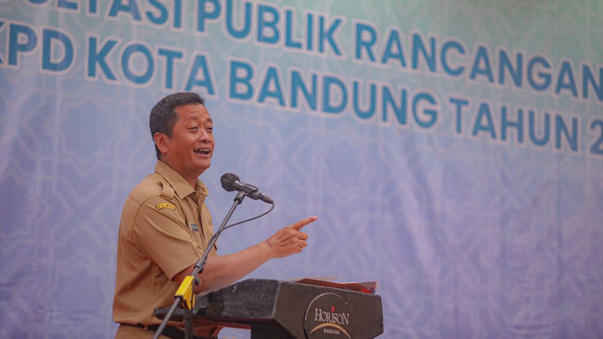 Sekda Bandung Ema Sumarna Dicecar KPK Soal Anggaran Proyek Bandung ... Sekda Bandung Ema Sumarna Dicecar KPK Soal Anggaran Proyek Bandung ...
