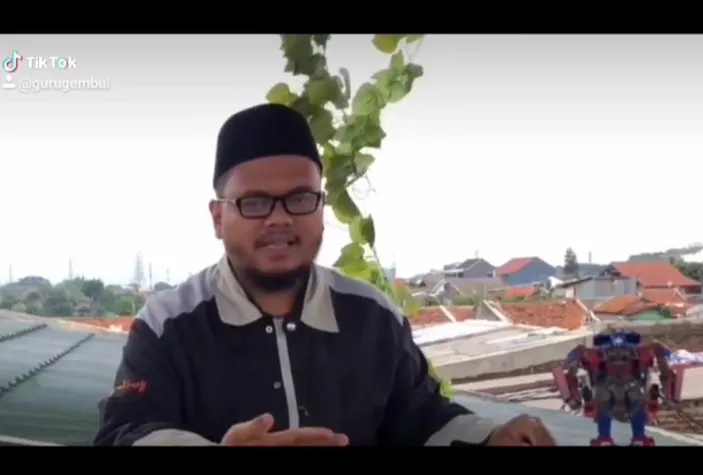 Guru Gembul, Profil dan Biodata Lengkap: Umur, Asal, Pendidikan ... Guru Gembul, Profil dan Biodata Lengkap: Umur, Asal, Pendidikan ...