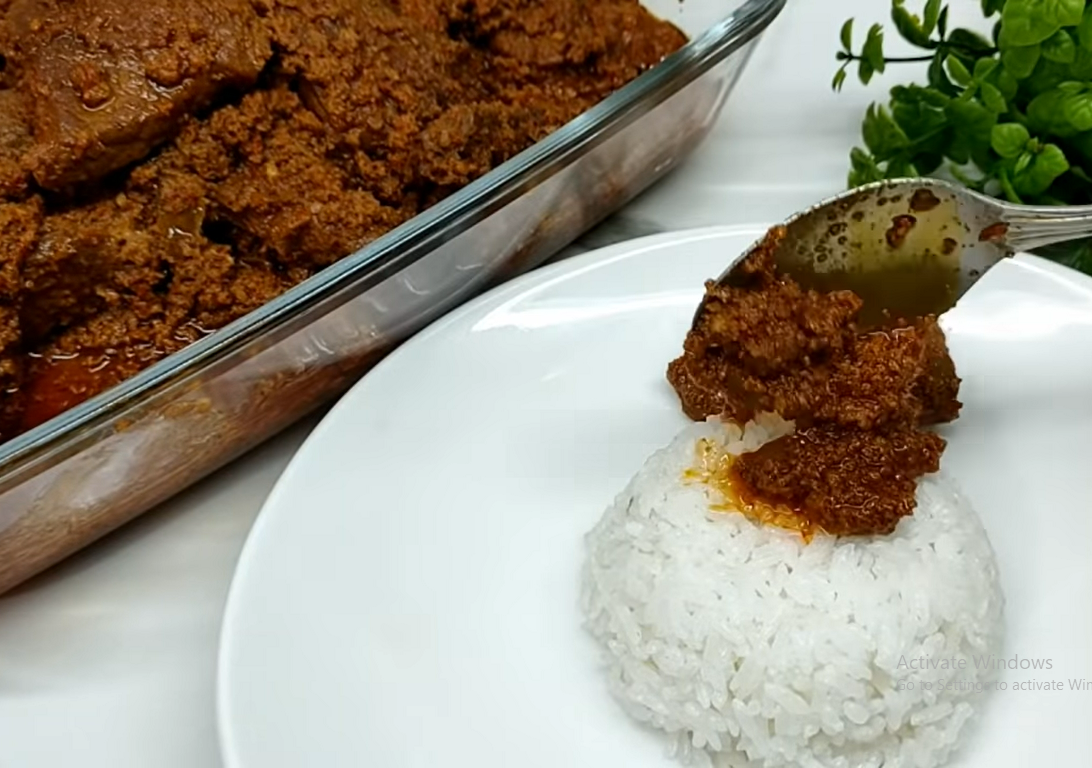 Resep Rendang Daging Sapi Ala Restoran Yang Bisa Dicoba Di Rumah Saat