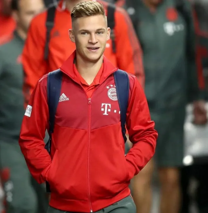 Sering Dibandingkan dengan Phillip Lahm, Siapa Joshua Kimmich? Intip ... Sering Dibandingkan dengan Phillip Lahm, Siapa Joshua Kimmich? Intip ...