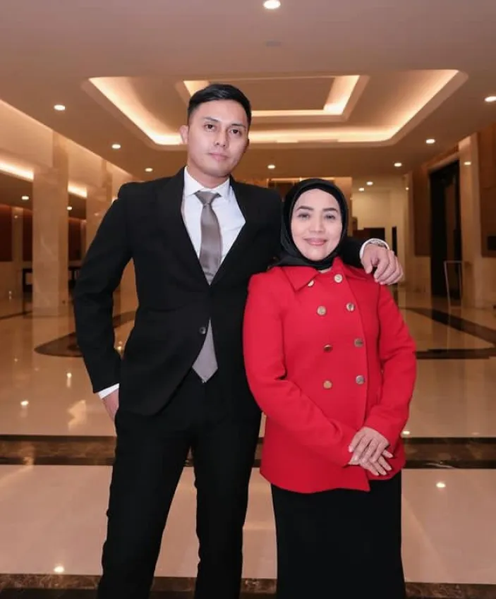Umur dan IG Fadel Islami Suami Musdalifah Profil Biodata Tanggal Lahir ... Umur dan IG Fadel Islami Suami Musdalifah Profil Biodata Tanggal Lahir ...