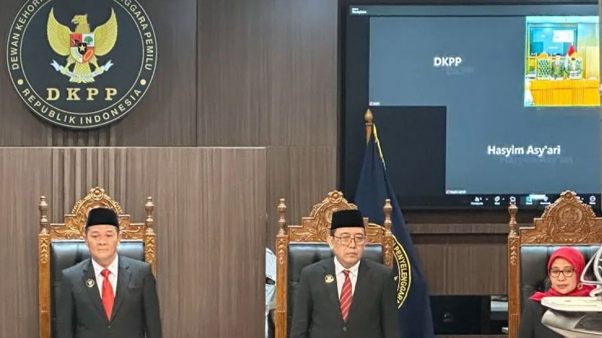 Kasus Dugaan Asusila Ketua Kpu Ri Dikenai Sanksi Pemberhentian Tetap