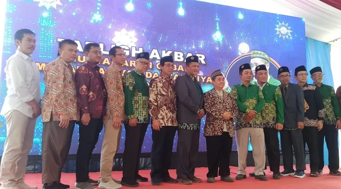 Ketua PWM Jateng Dr. Tafsir, M.Ag Isi Tablig Akbar Jelang Musycab ... Ketua PWM Jateng Dr. Tafsir, M.Ag Isi Tablig Akbar Jelang Musycab ...