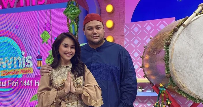 Diminta Pilih Ivan Gunawan atau Shaheer Sheikh, Jawaban Ayu Ting Ting ... Diminta Pilih Ivan Gunawan atau Shaheer Sheikh, Jawaban Ayu Ting Ting ...