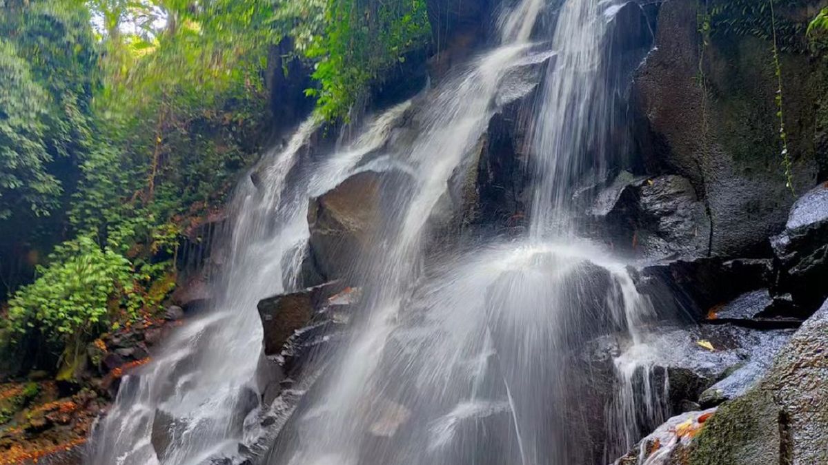Menikmati Keindahan Air Terjun Kanto Lampo, Destinasi Populer di Bali ... Menikmati Keindahan Air Terjun Kanto Lampo, Destinasi Populer di Bali ...