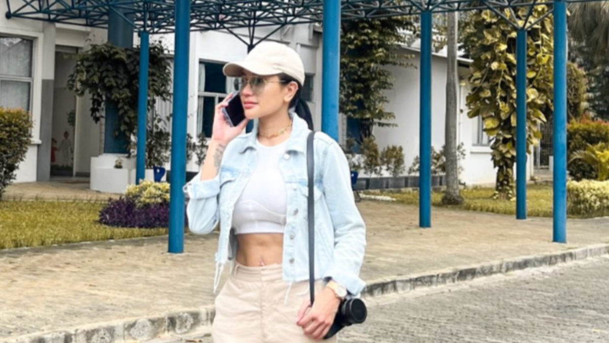 Belum Usai Kasus Lolly, Nikita Mirzani Lontarkan Sindiran Tajam untuk ... Belum Usai Kasus Lolly, Nikita Mirzani Lontarkan Sindiran Tajam untuk ...
