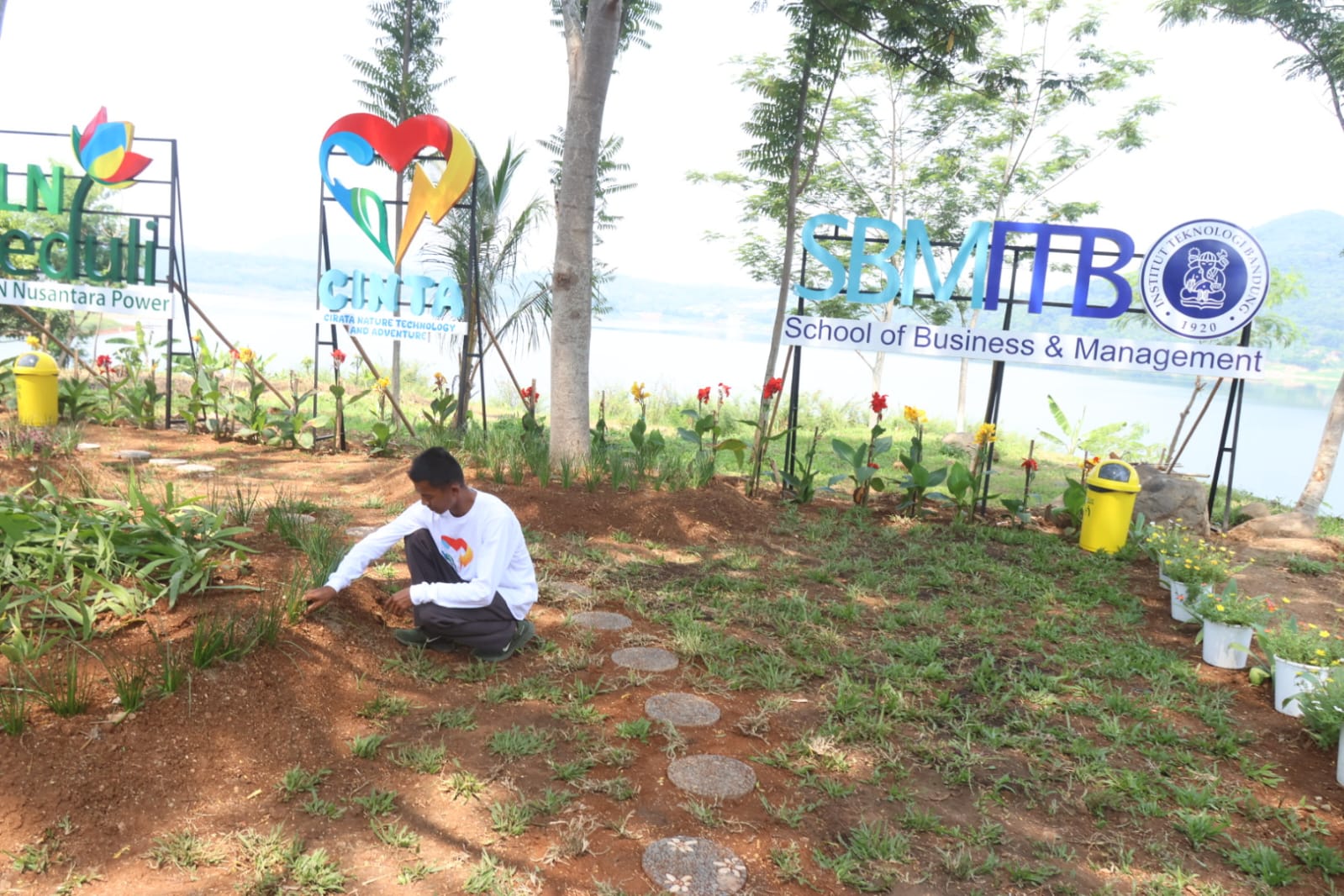 SBM ITB dan PLN Nusantara Kolaborasi Kembangkan Kawasan Cirata - Berita KBB SBM ITB dan PLN Nusantara Kolaborasi Kembangkan Kawasan Cirata - Berita KBB